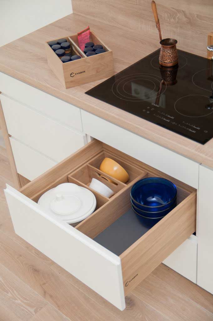 Solid wood drawers boxes | Gamma fittings